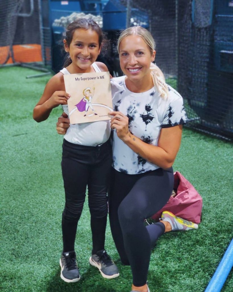 Meet Toni Paisley | Professional Softball Player & Pitching Advocate ...