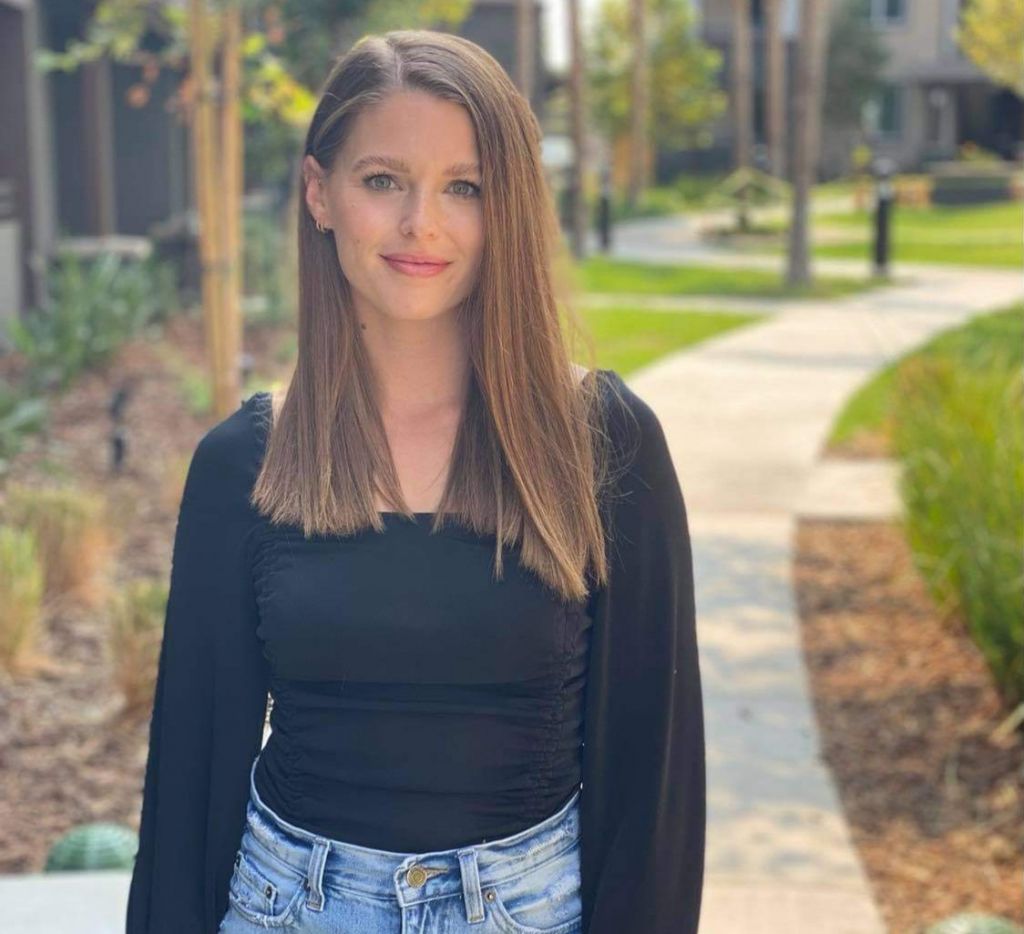 Meet Christina McCarthy | Owner | Low Maintenance Lifestyle - SHOUTOUT ...