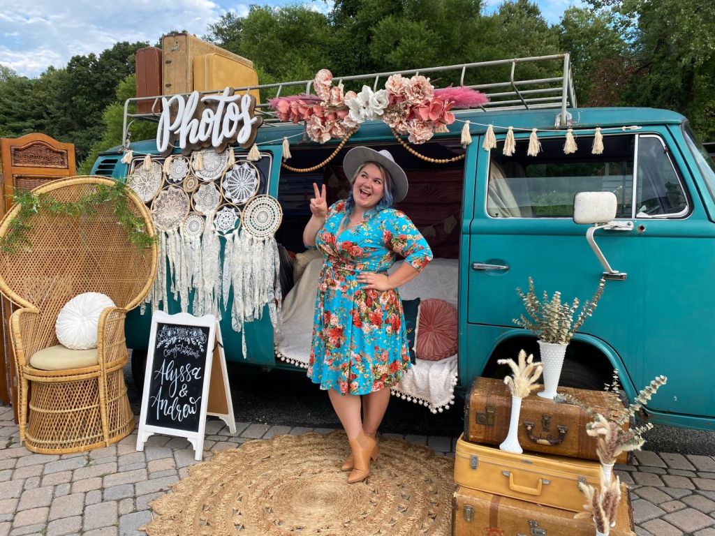 Meet Sam Matthews | Artist, instructor, & entrepreneur - SHOUTOUT SOCAL