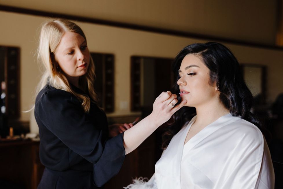 Meet Amanda Graham | Makeup Artist - SHOUTOUT SOCAL