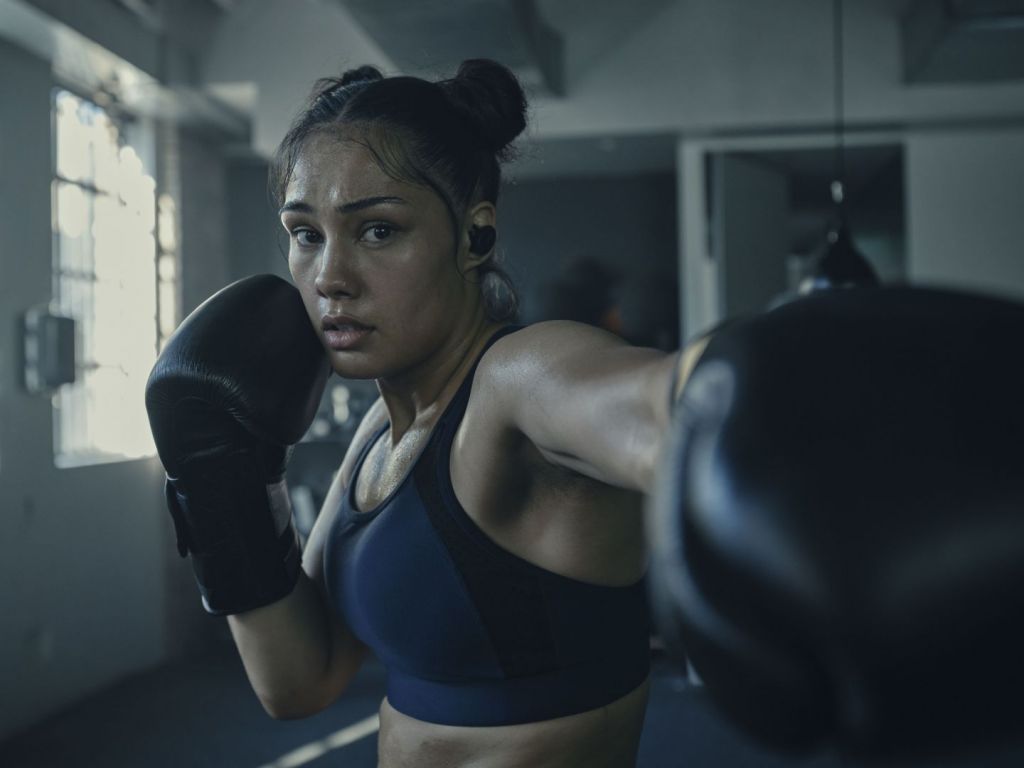 Meet Janay Harding | Professional MMA Fighter - SHOUTOUT SOCAL