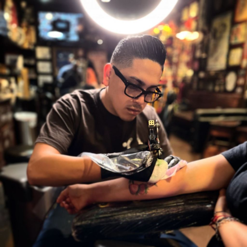 Meet Rene Lopez | Artist - SHOUTOUT SOCAL