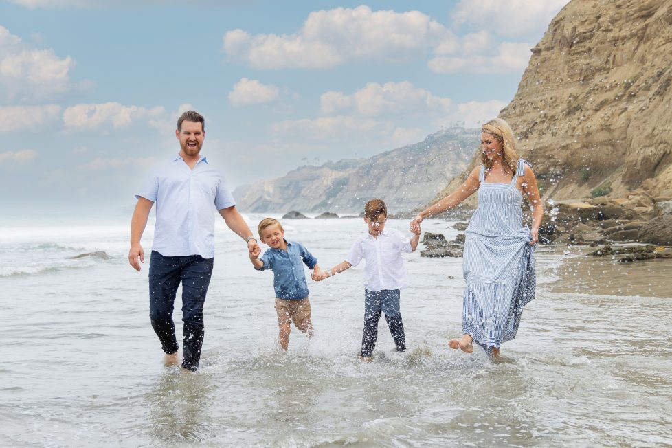 Meet Daniela Larsen | La Jolla Family & Brand Photographer - SHOUTOUT SOCAL